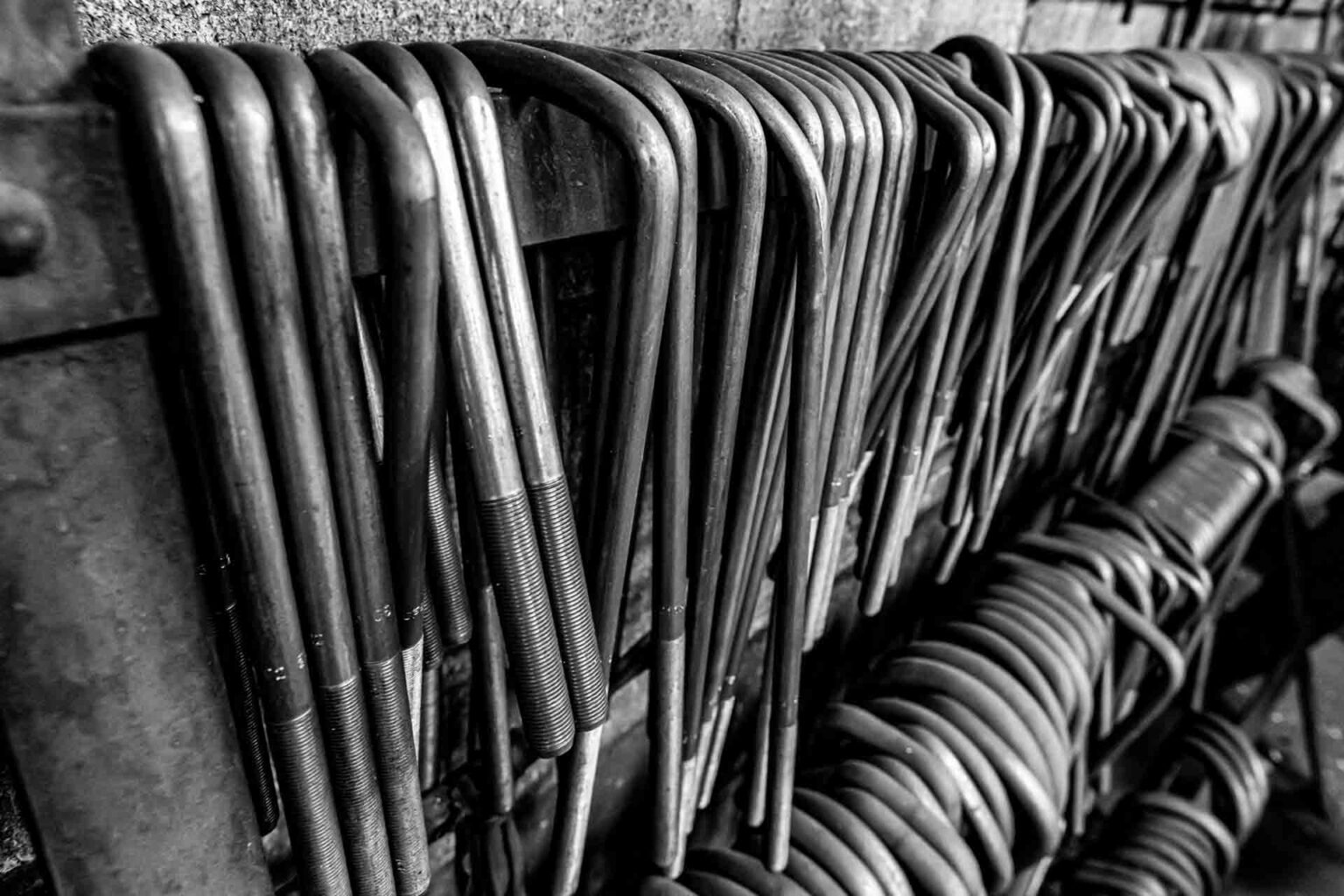 Custom Leaf Springs: USA Leaf Spring Manufacturer - STL Spring Company